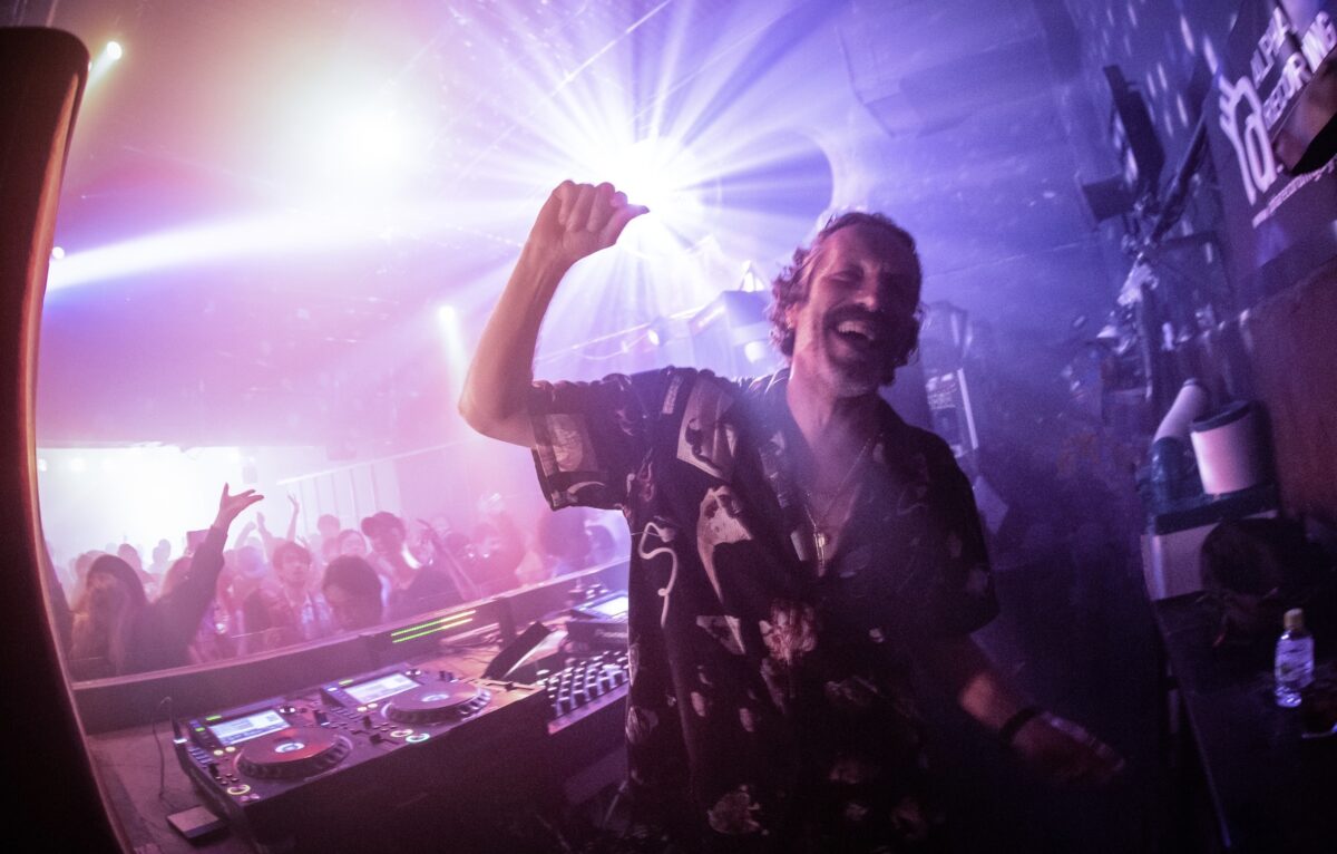 生ける伝説、DJ HARVEYの来日ツアーが3年振りに決定！ – Pointed